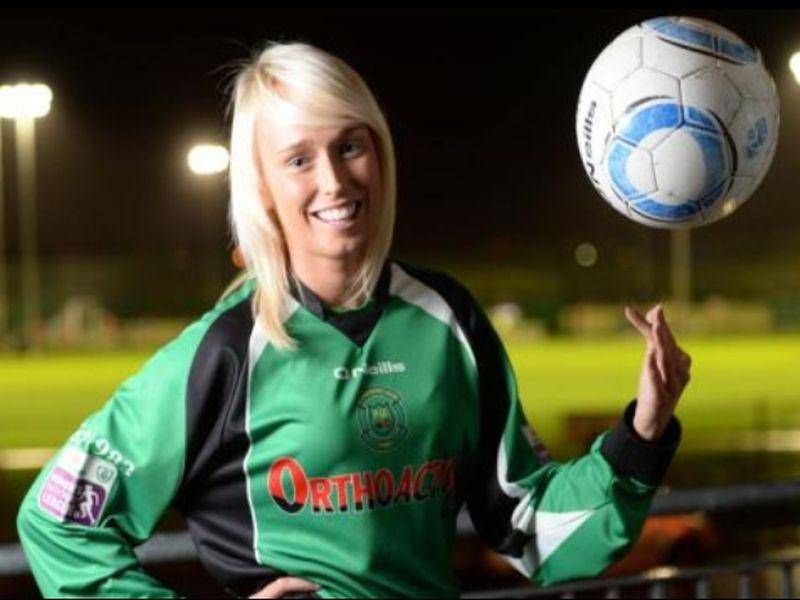 Stephanie Roche, la donna che sfida Ibra & co. per il gol più bello ...