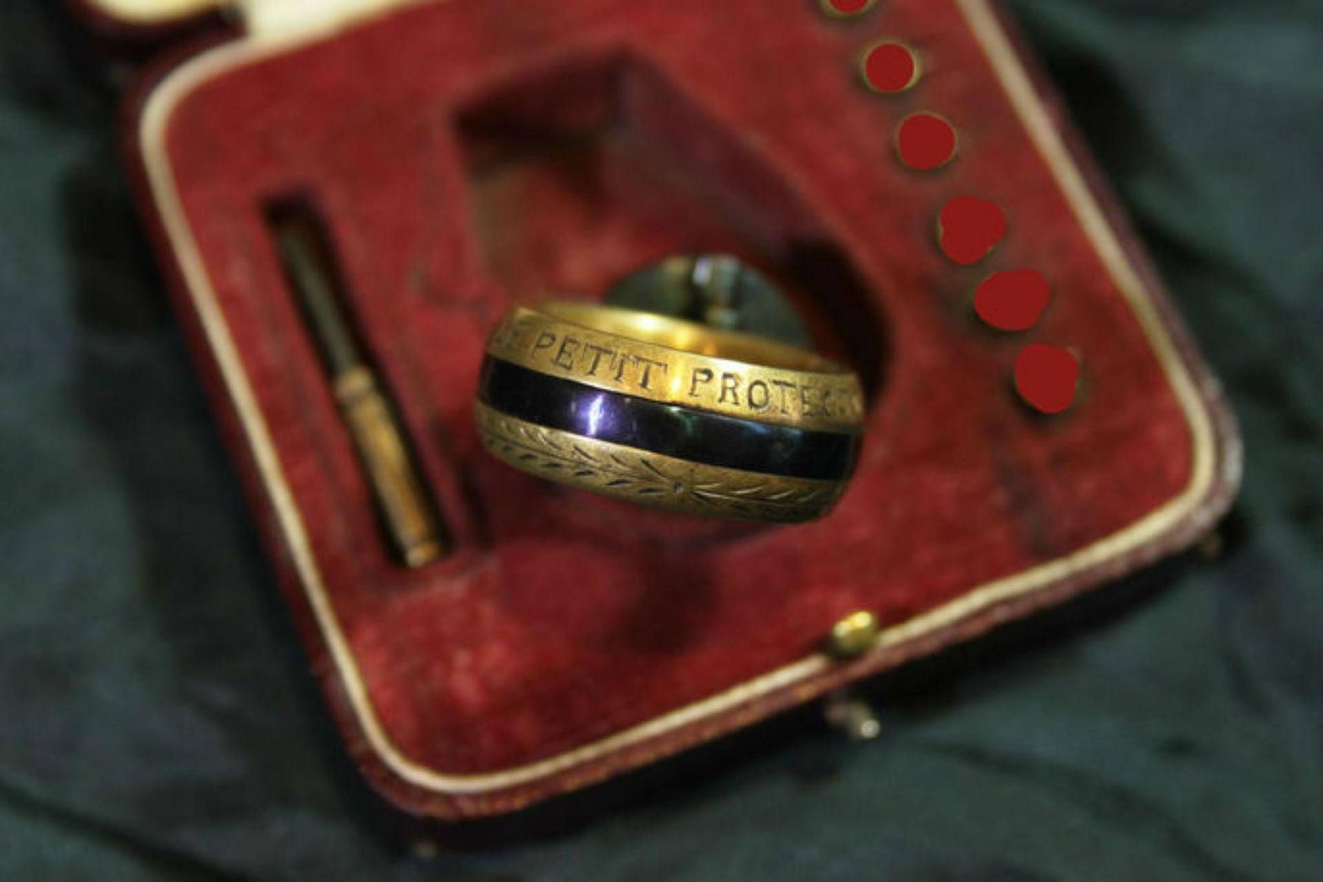 La pistola più piccola al mondo va all'asta