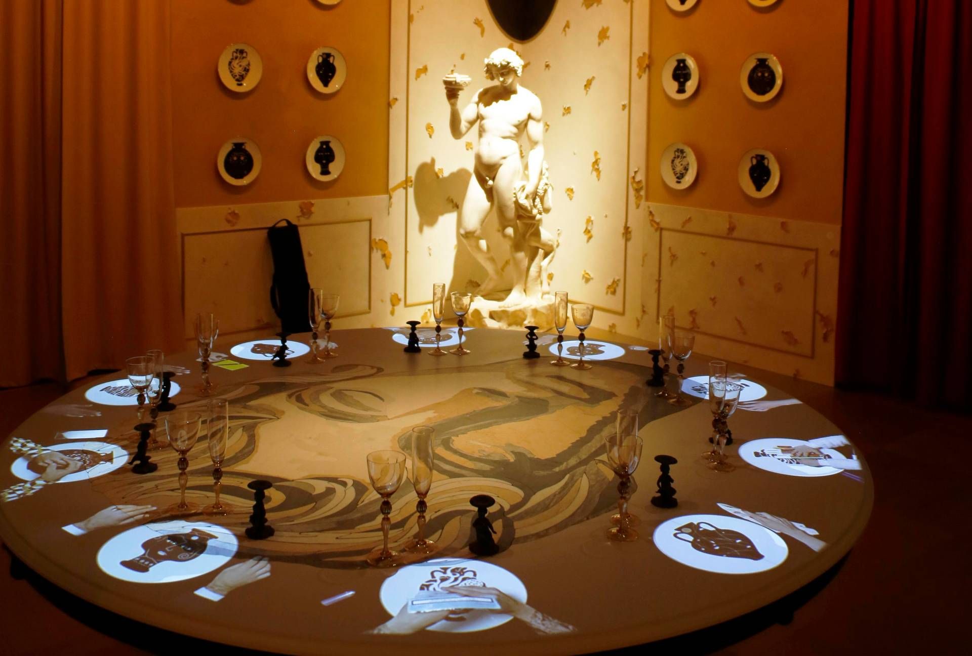 Design: colore e materia di Oikos protagonisti all’attico di Torre Velasca