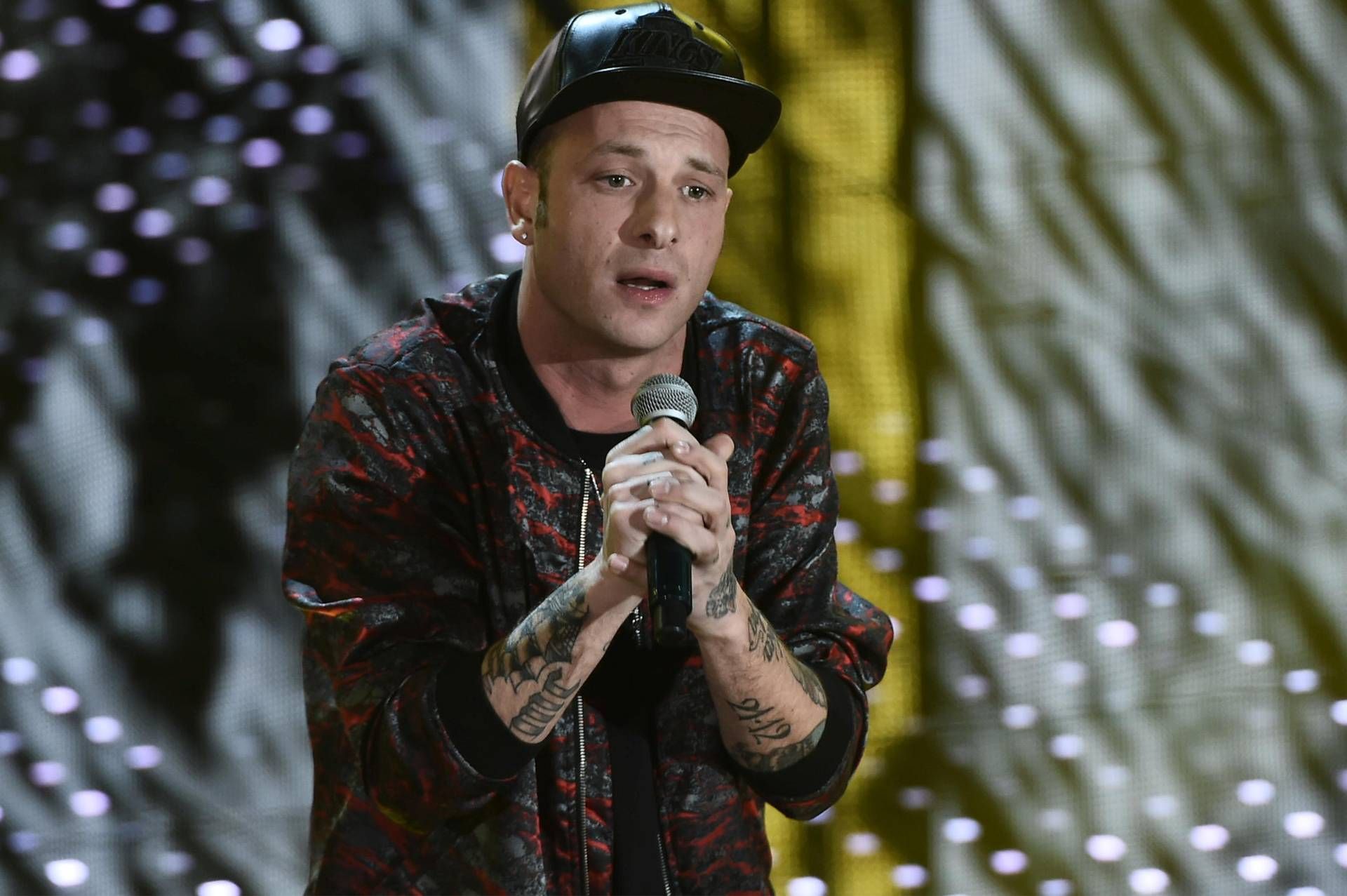 Tentata estorsione a rapper Clementino, arrestato cantante neomelodico