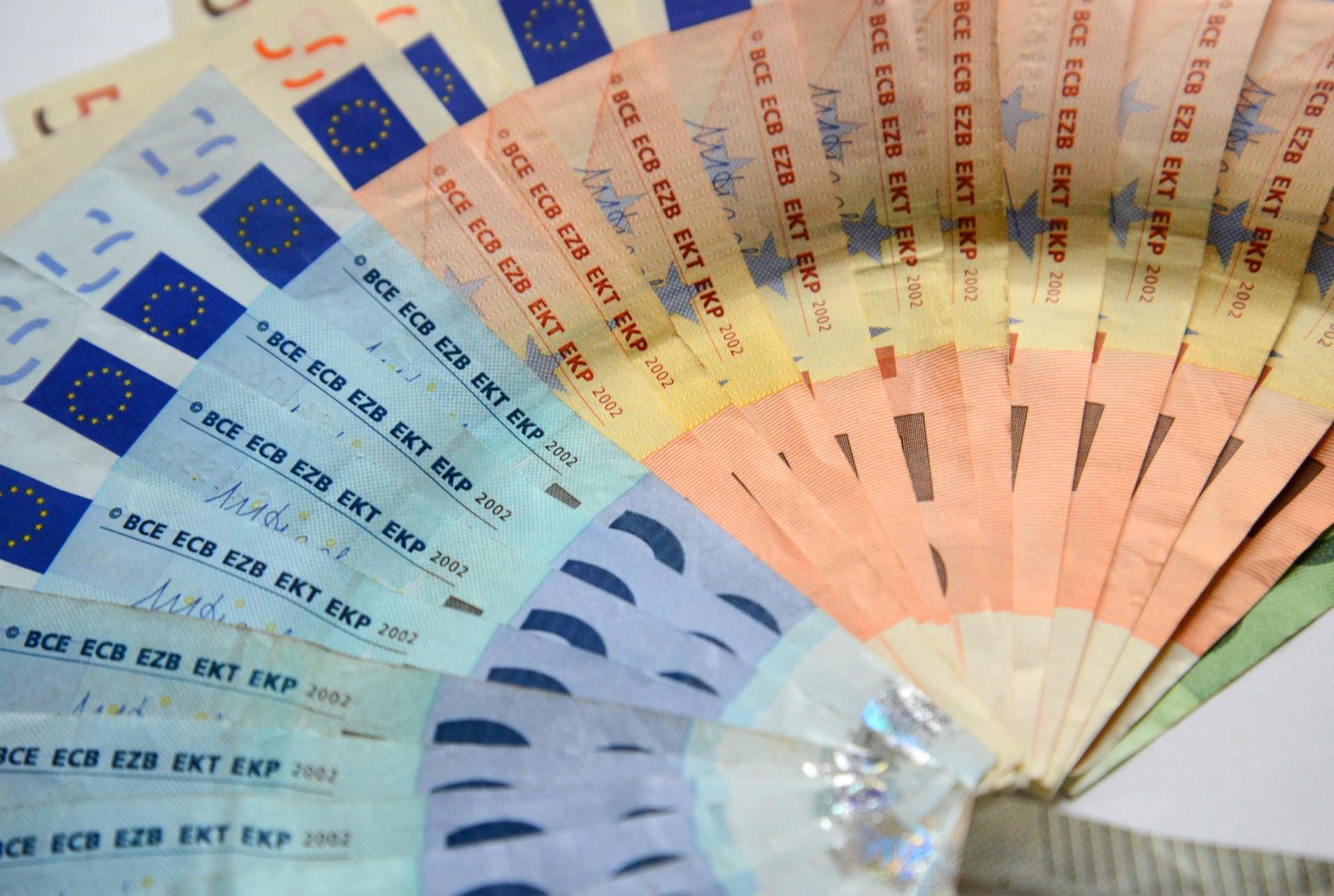 etoro_investimenti.dwp