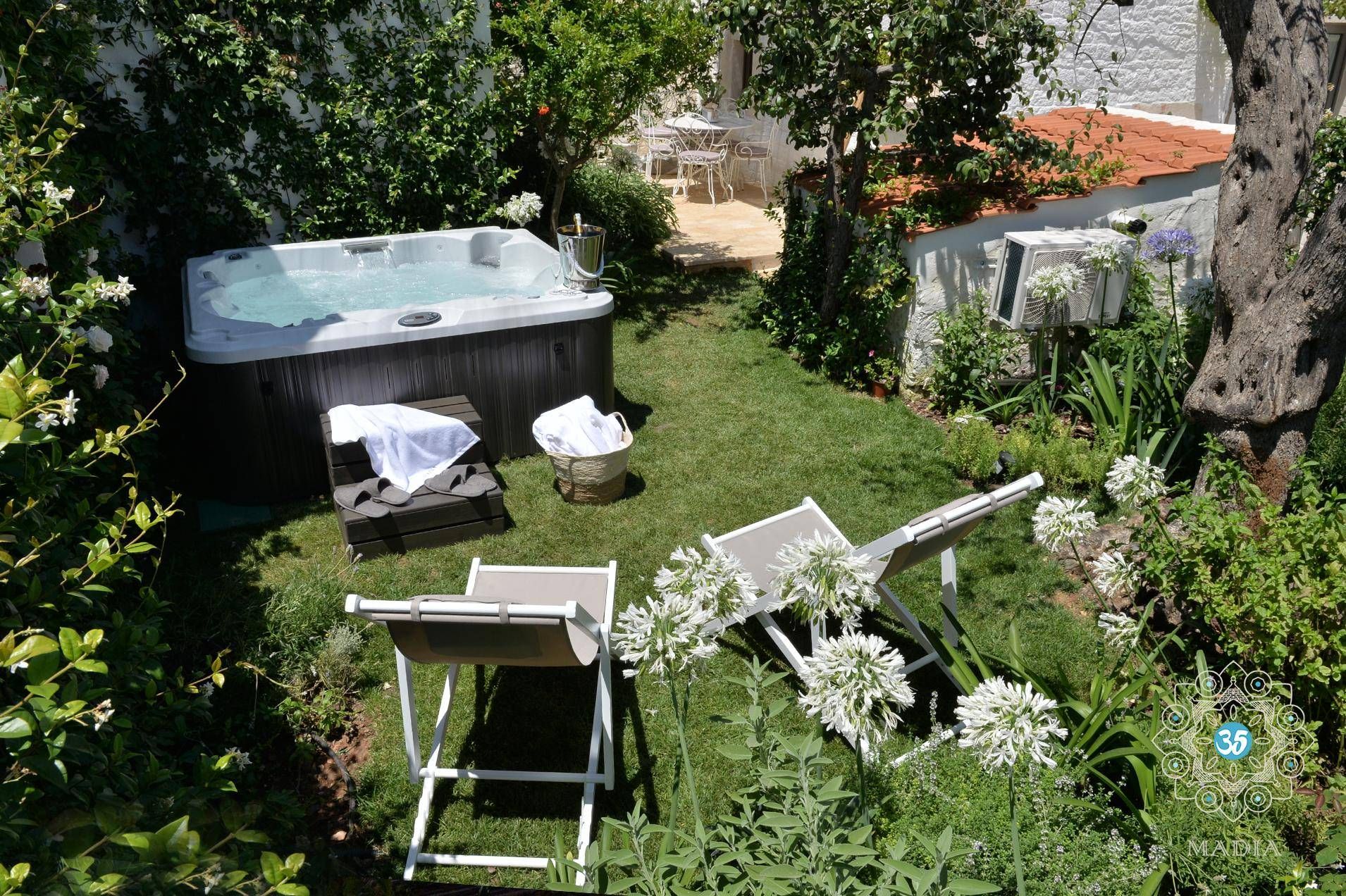 Jacuzzi® è partner di Madia Luxury Location Trulli