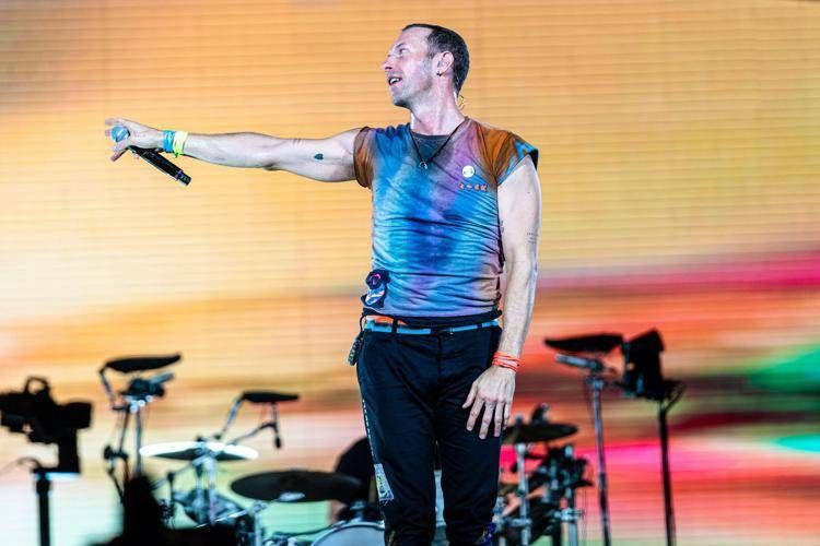 Coldplay rEvolution, un viaggio attraverso la carriera della band