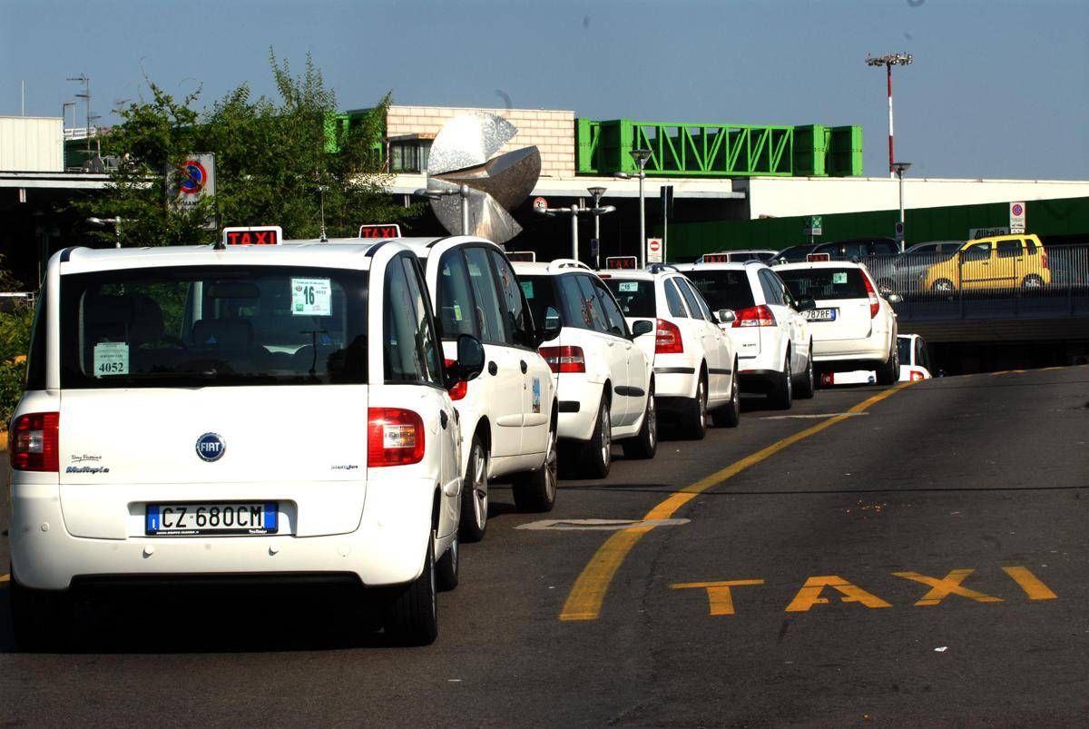 Taxi Roma, Gualtieri: Da venerdì percorso per aumentare licenze