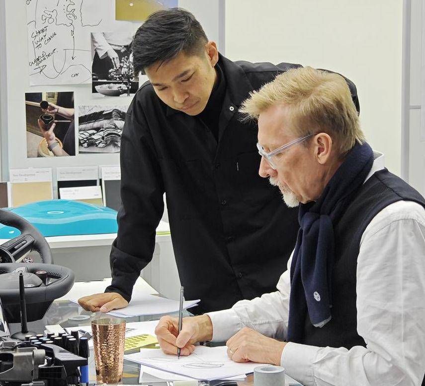 Xiaomi, la collaboration avec Chris Bangle commence - Nouvelles Du Monde Xiaomi, la collaboration avec Chris Bangle commence - Nouvelles Du Monde