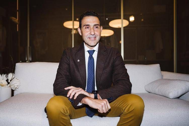 Mugello: Da Mussolini statista alle classi separate, Vannacci 'scalda ...