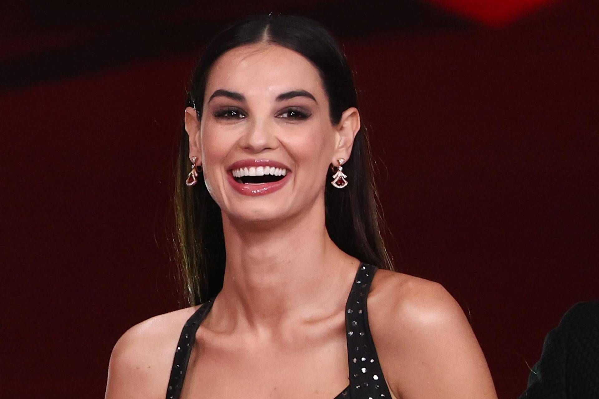 Francesca Chillemi incinta, l'attrice mostra per la prima volta la pancia