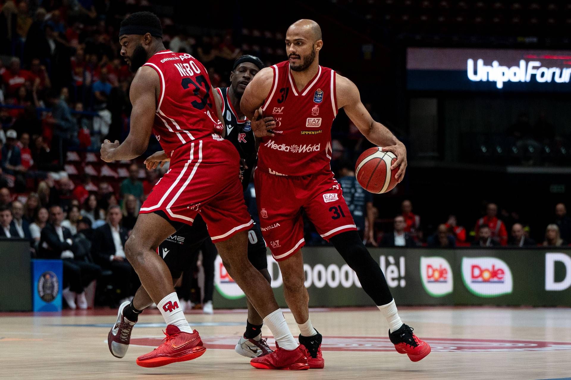 Olimpia Milano-Brescia oggi, playoff Serie A basket. Orario e dove ...